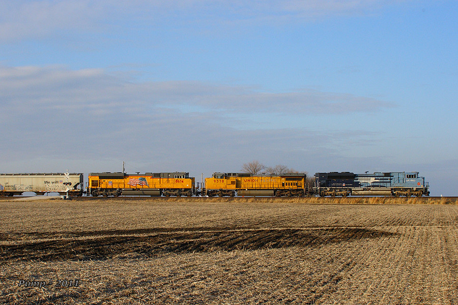 Northbound UP Empty Grain Train